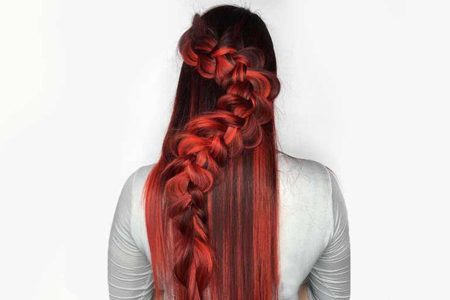 25 façons d'accentuer votre couleur de cheveux avec des reflets rouges ...